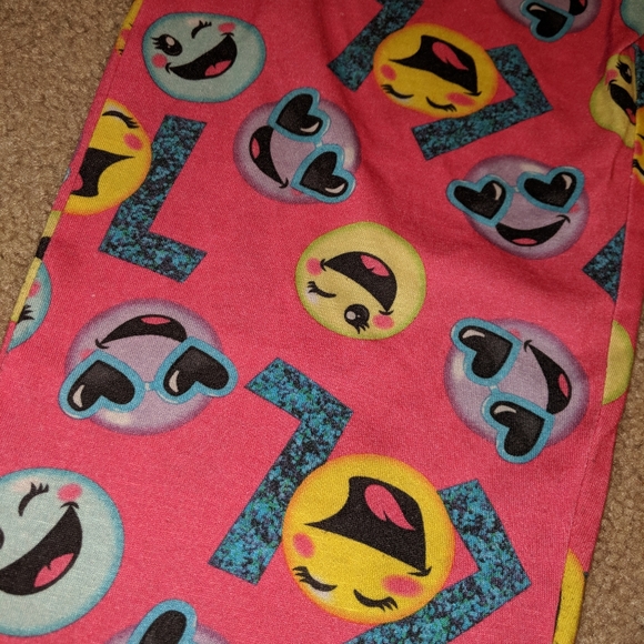 unknown | Pajamas | Pink Emoji Emoticon Lol Pajama Pants Youth Large ...